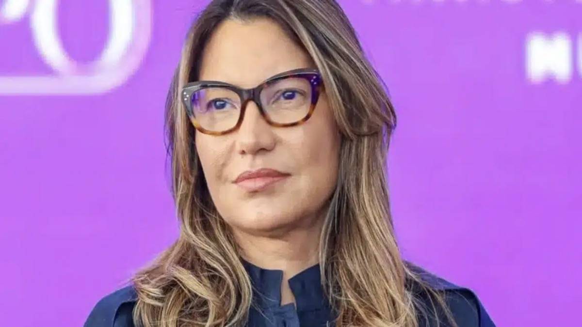 Janja faz ‘pose’ perante a tragédia do RS e é criticada nas redes ...