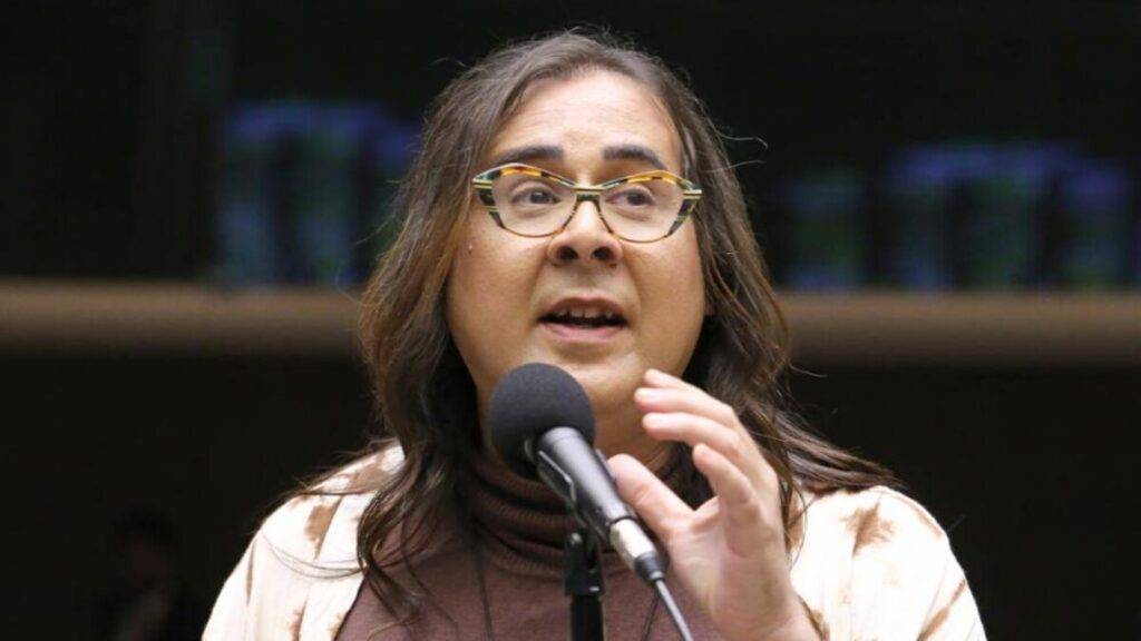 PSOL apresenta projeto para banir armadilhas adesivas contra ratos no ...
