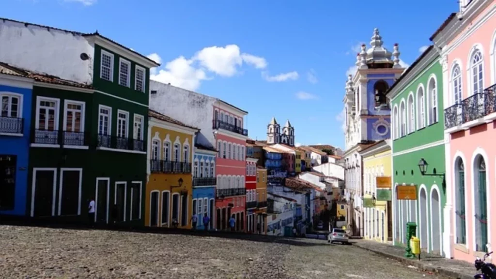 Sede dos Três Poderes vai mudar para Salvador em 2 de julho? Entenda o ...
